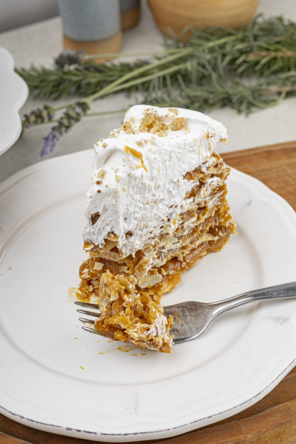 Torta hojarasca manjar nuez - Wenger Haus
